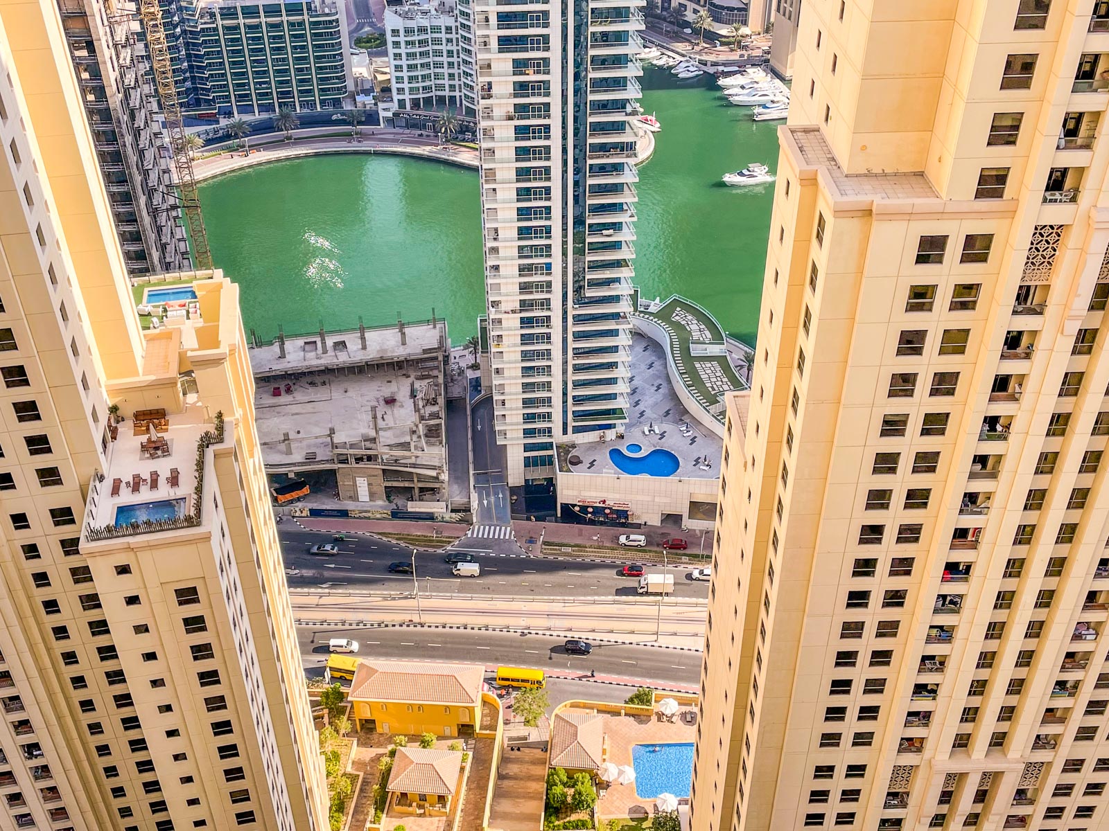 Apartments for Rent and Sale in Dubai Marina | Castles Plaza